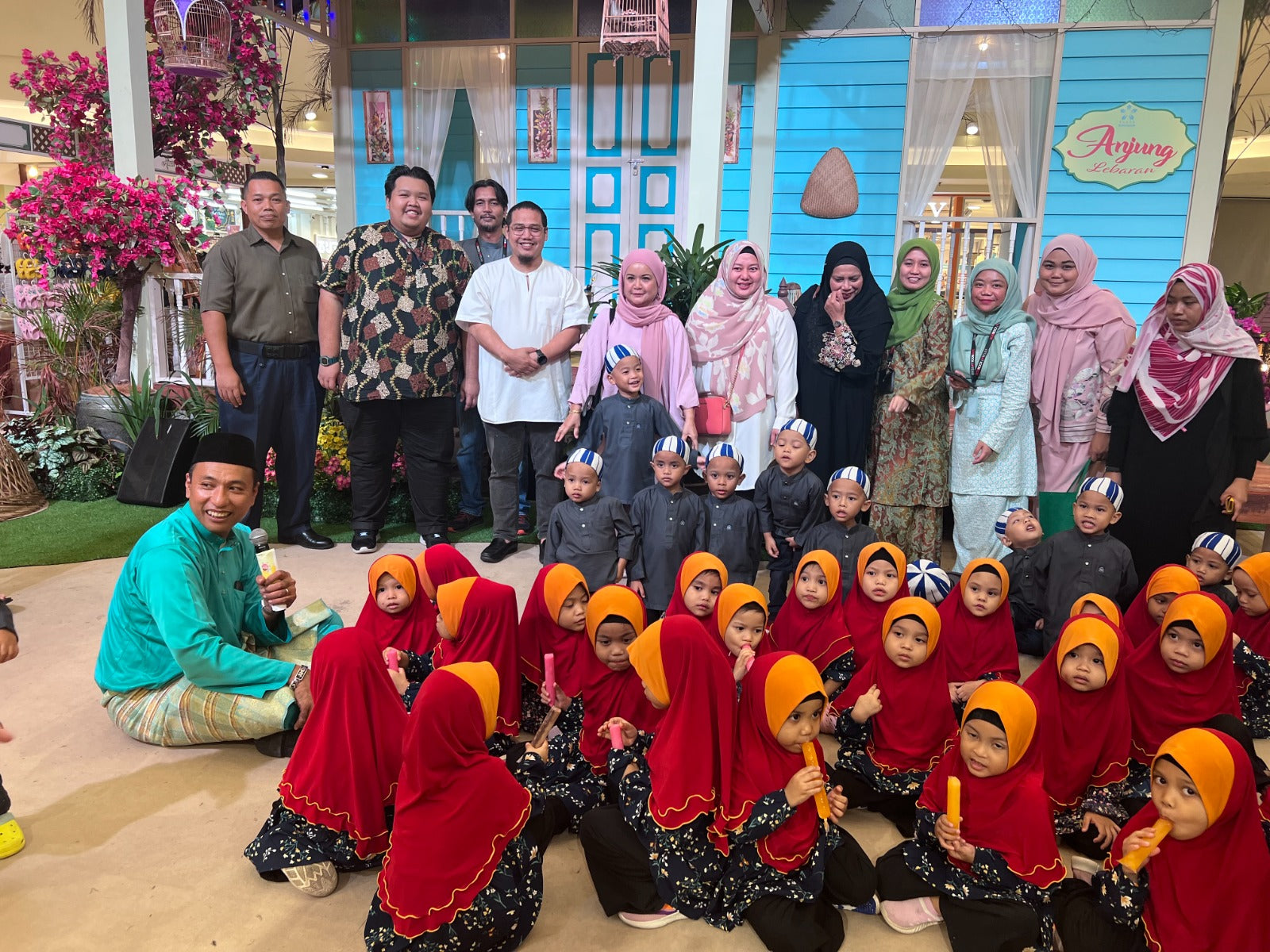 Plaza Shah Alam, Bob Rock Clothing bantu penghuni Rumah Al Firdaus